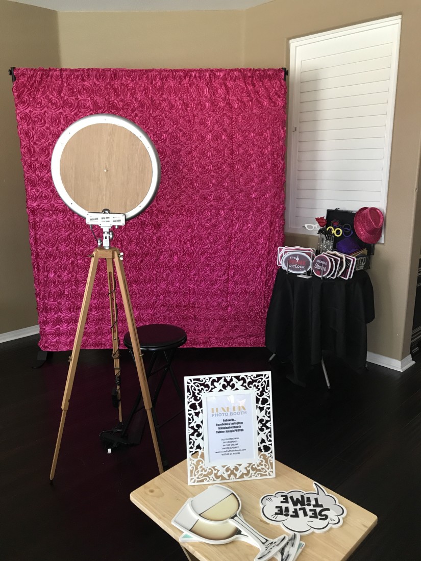 Hire Luxe Pix Photo Booth - Photo Booths in Anaheim, California