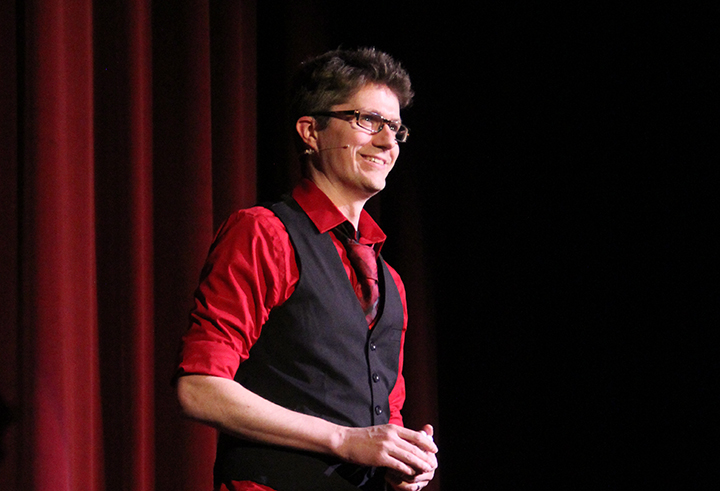 Hire Mark Hayward: Yo-yos, Tricks, Comedy - Comedy Show in Madison ...