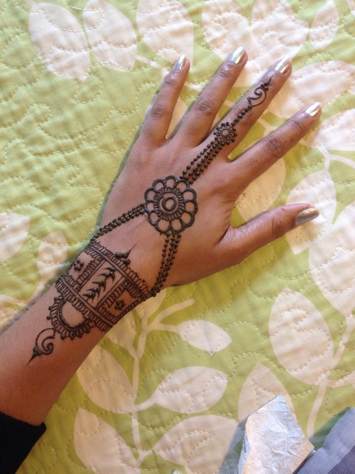 Hire Paisley Henna - Henna Tattoo Artist in Middleton, Wisconsin