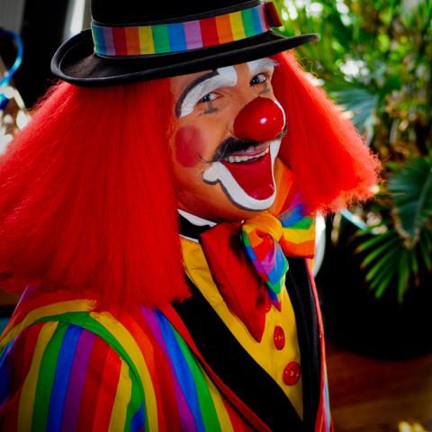 Hire Rainbow the Clown - Comedy Magician in Calgary, Alberta