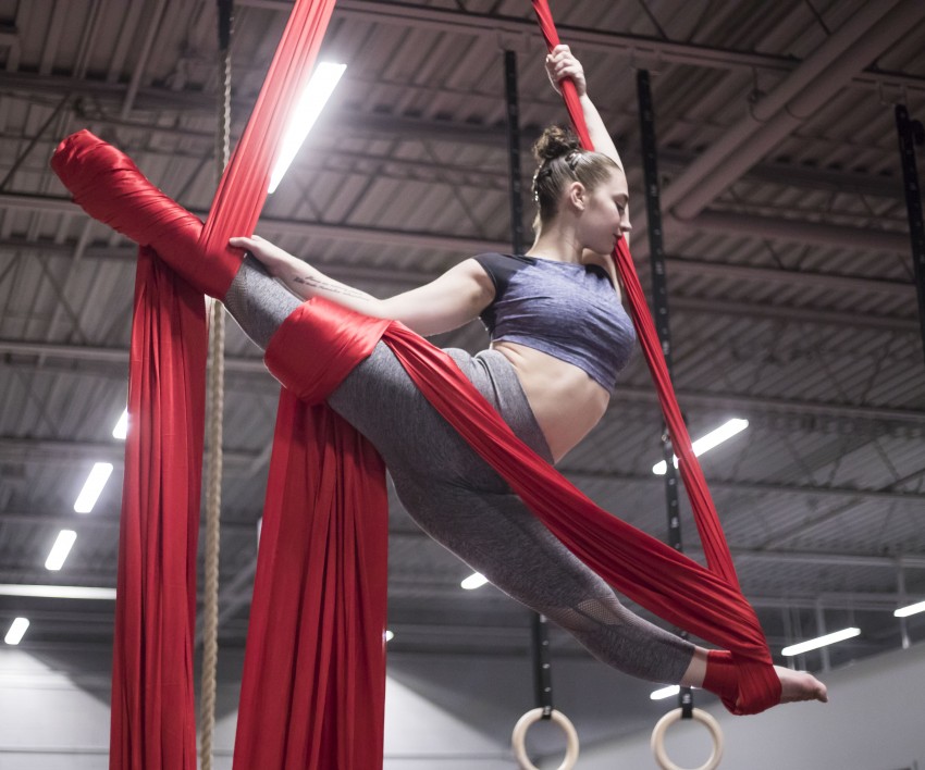 Hire Rhythmic Animation - Contortionist in Toronto, Ontario