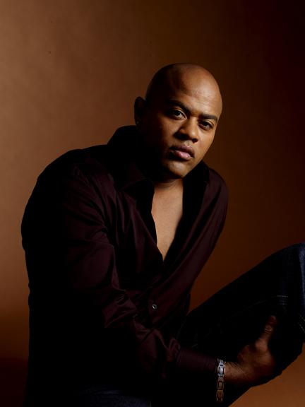 Hire Ricky Jones - R&B Vocalist in Los Angeles, California