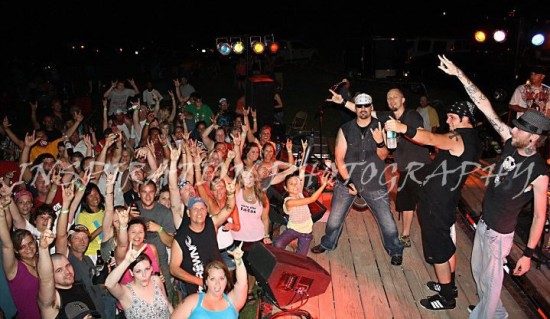 Hire Thrown - Rock Band in Frisco, Texas