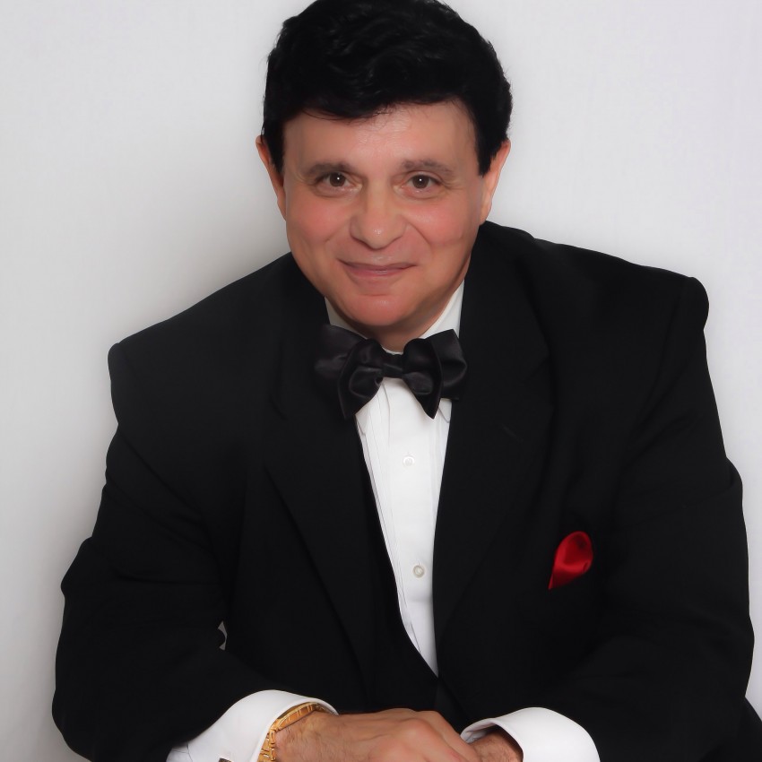 Hire Tony Russo show - Pop Singer in Clay, New York