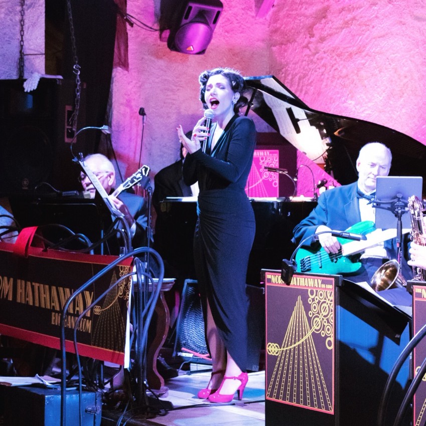 Hire Vanessa Racci, The Vanessa Racci Band - Italian Entertainment in ...