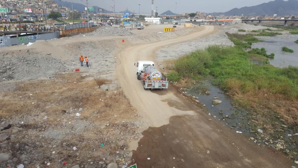 Centro de Lima: Inician limpieza del río Rímac para evitar desbordes ...