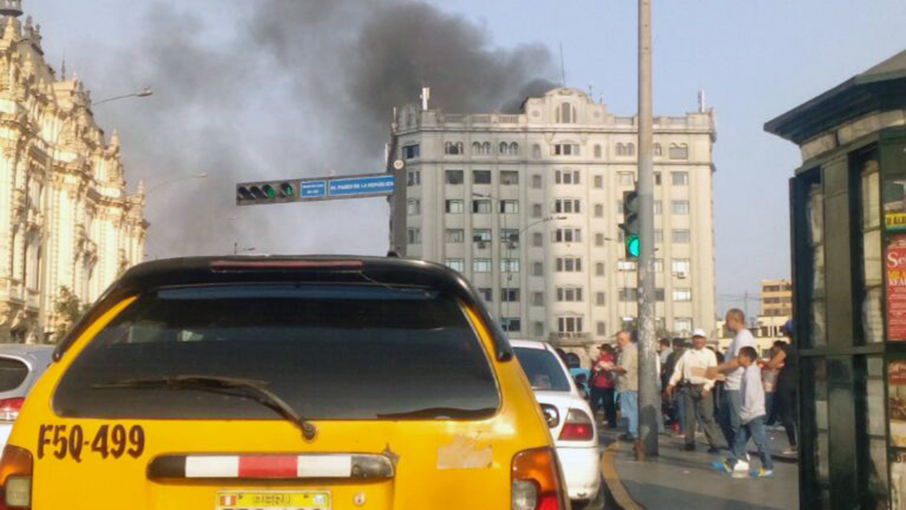Cercado de Lima: reportan un incendio en edificio [VIDEO] | Sociedad ...