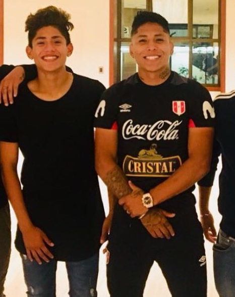 Instagram: Raúl Ruidíaz posa junto a su hermano y señalan que son ...