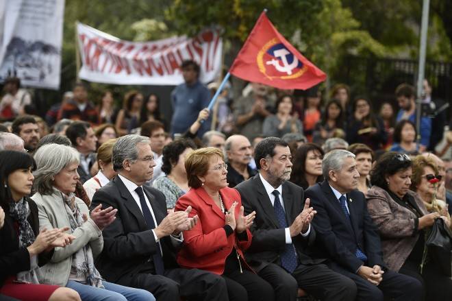 [ARCHIVO] Presidenta asiste a inauguración de memorial en recuerdo de ...