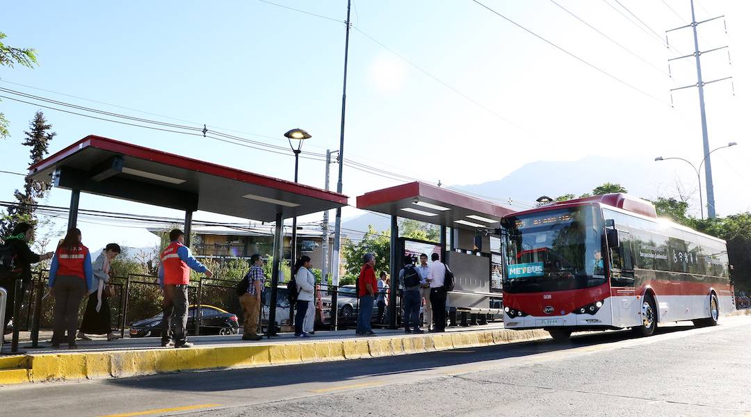 Ministerio de Transportes inauguró primer paradero inteligente del ele ...