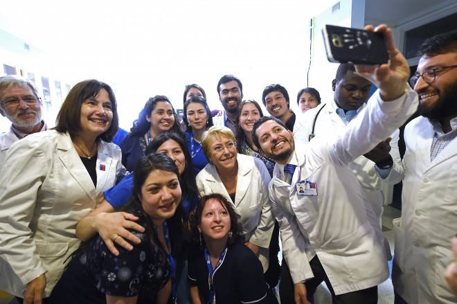 [ARCHIVO] Jefa de Estado inauguró Hospital de Futaleufú - Gob.cl