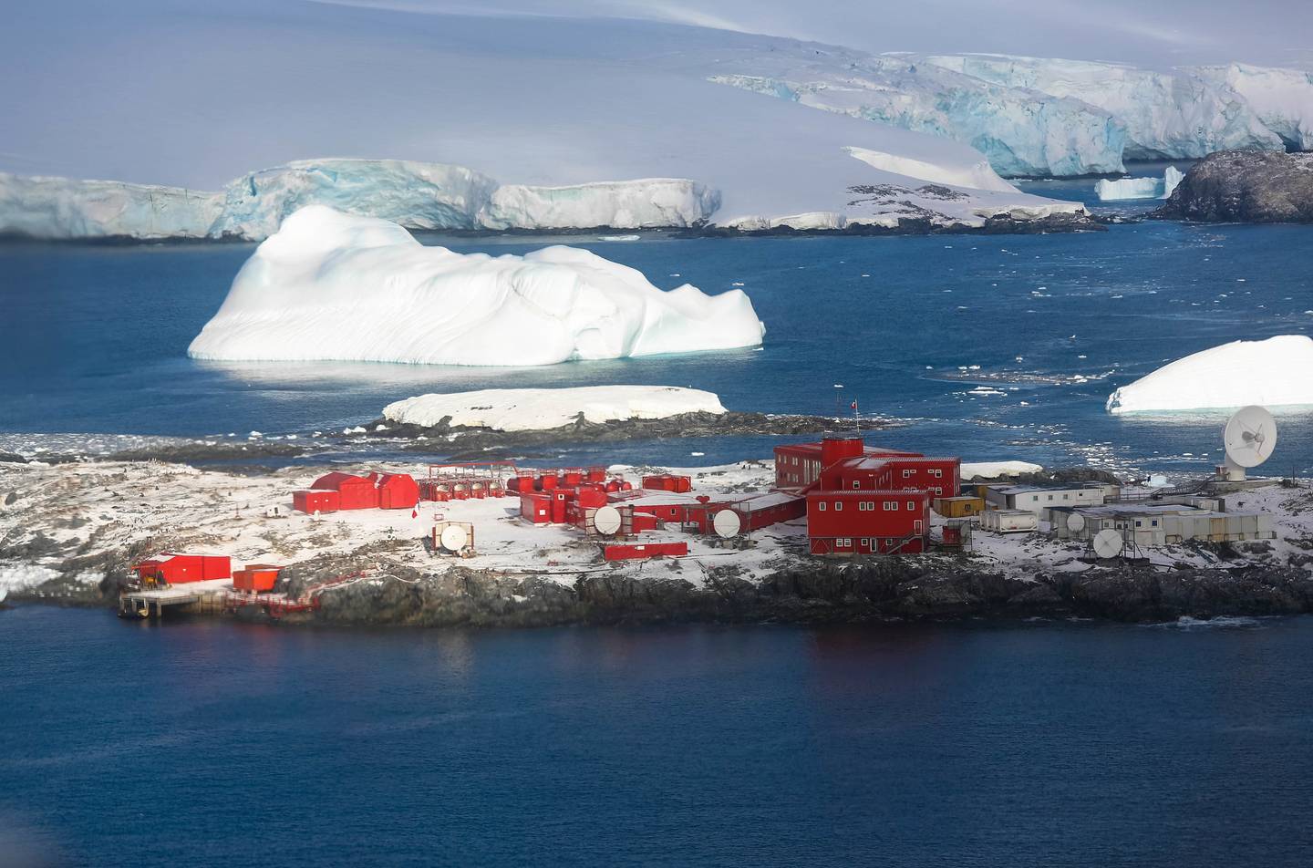 Presidente anuncia visita a la Antártica para inspeccionar y mejorar ...