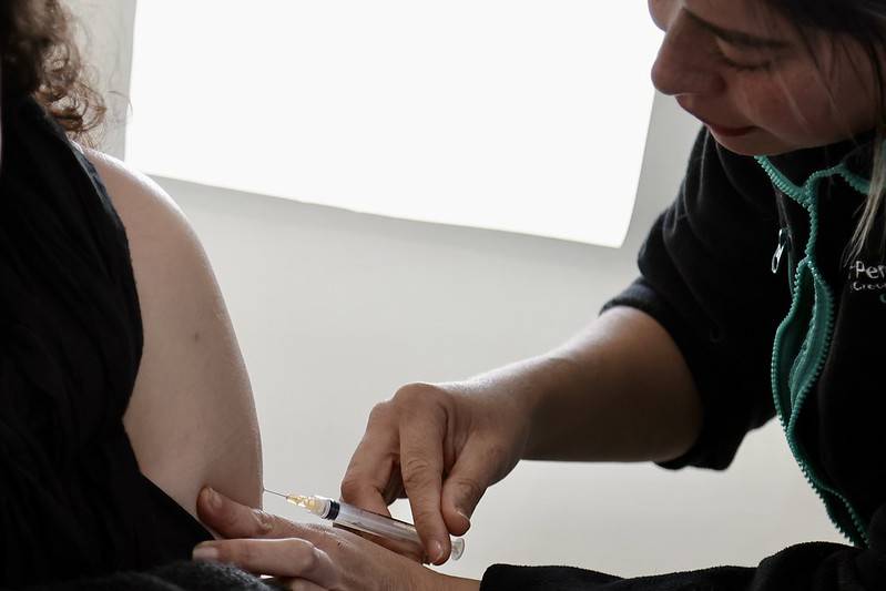 ¿Dónde me puedo vacunar gratuitamente contra la influenza? - Gob.cl