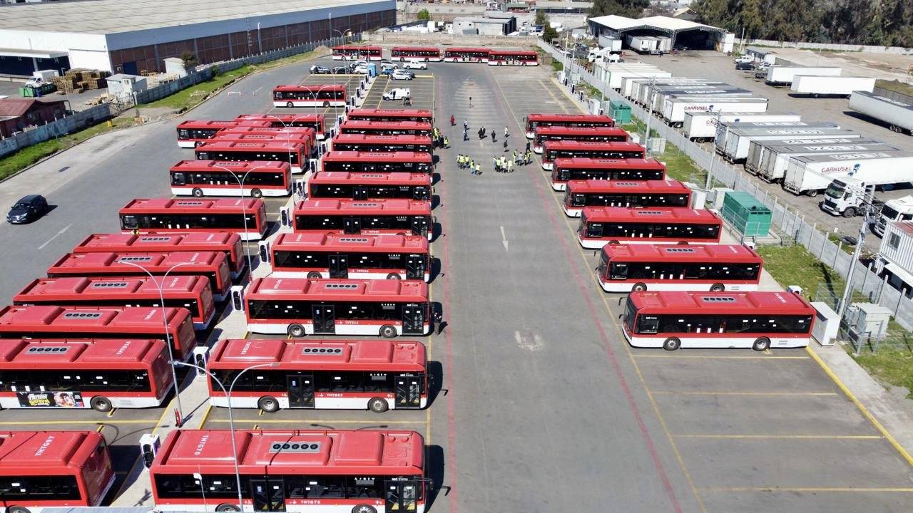 Presentan nueva flota de buses eléctricos que operará en la zona sur de ...