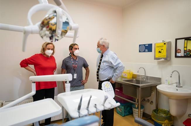 Presidente Piñera inaugura nuevo Hospital de Cochrane, en la Región de ...