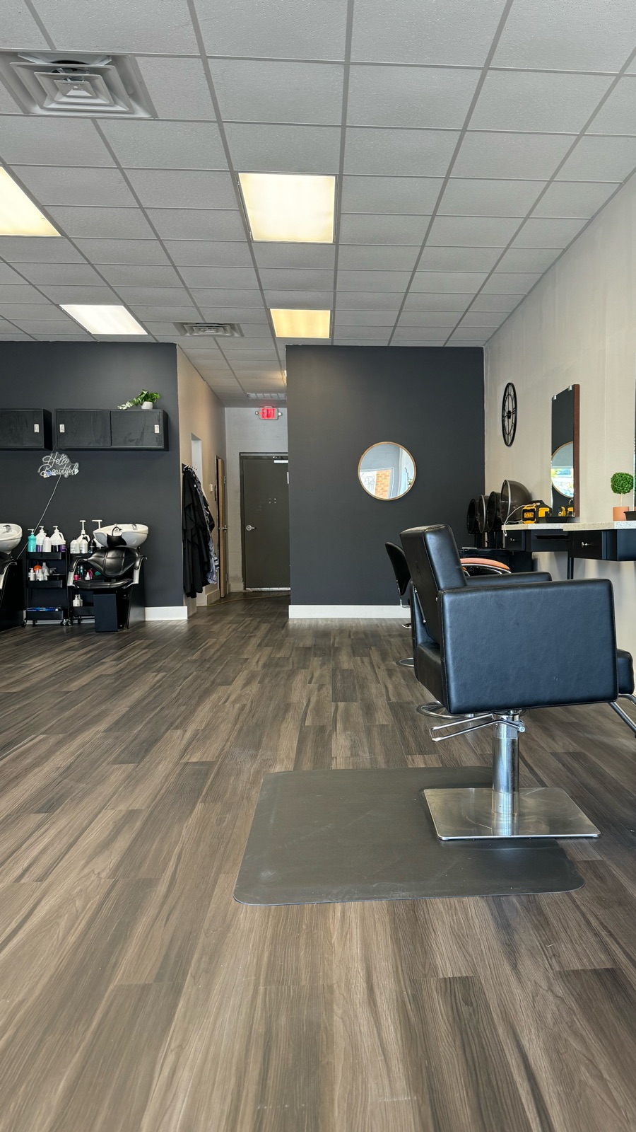 Creative Hair Studio LLC | Book Your Appointment Online Now