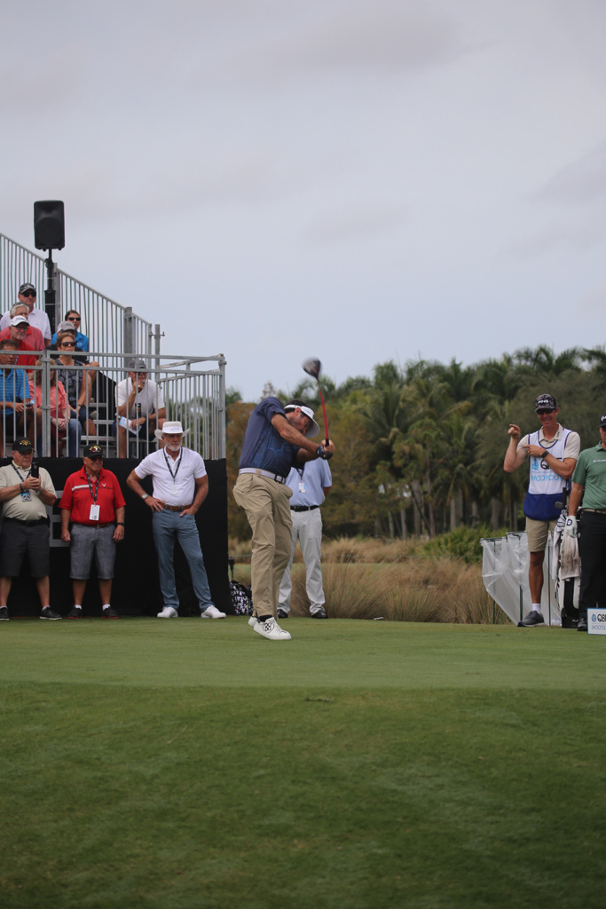 Releasing the golf club, roll release vs body release (pictures/videos ...