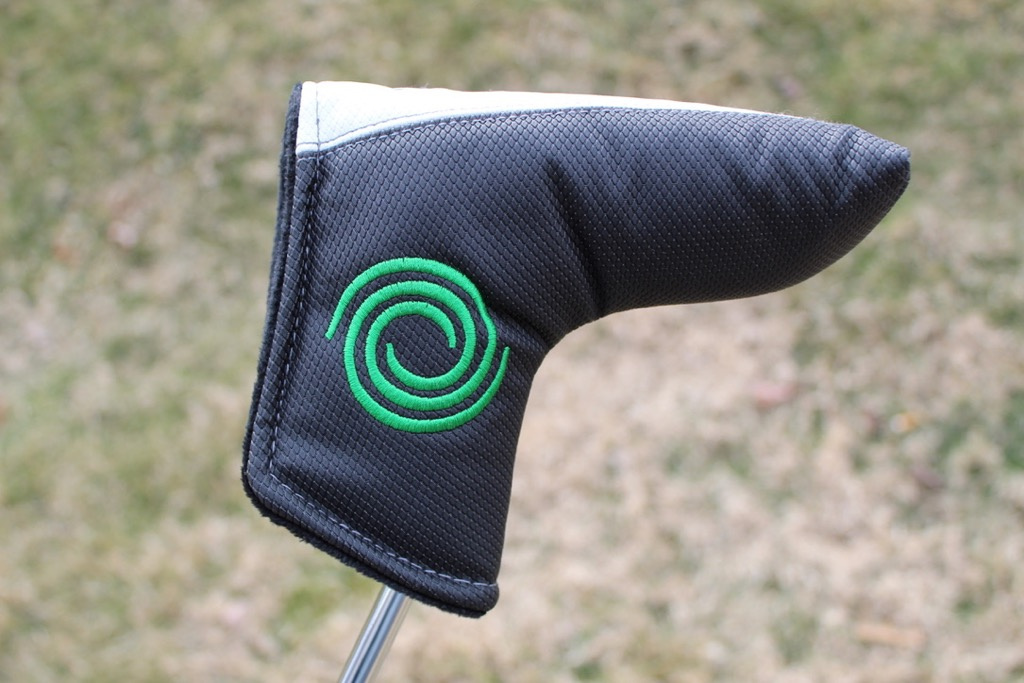 2020 Odyssey Toulon Design Chicago, Seattle putters (in-hand look ...