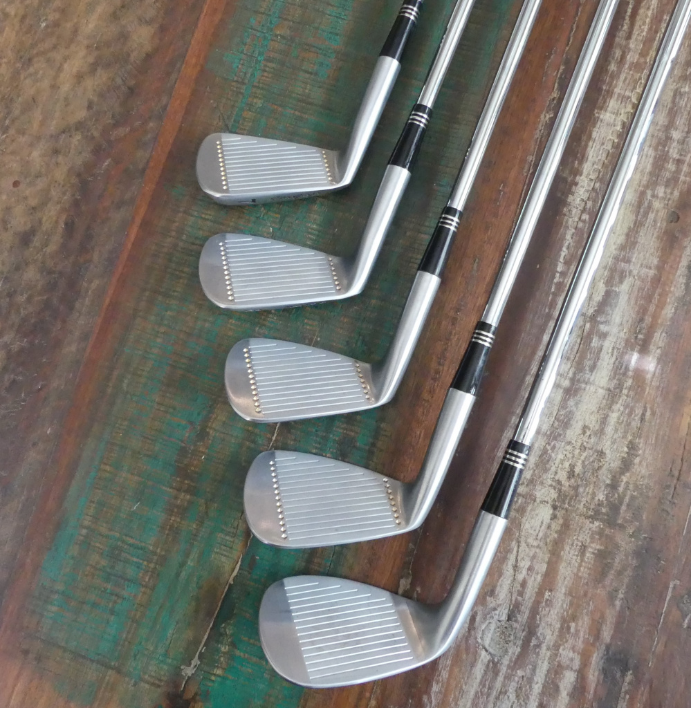 Muirfield 20th irons | Scotty Cameron ACVII | Cleveland Classic Pavin ...