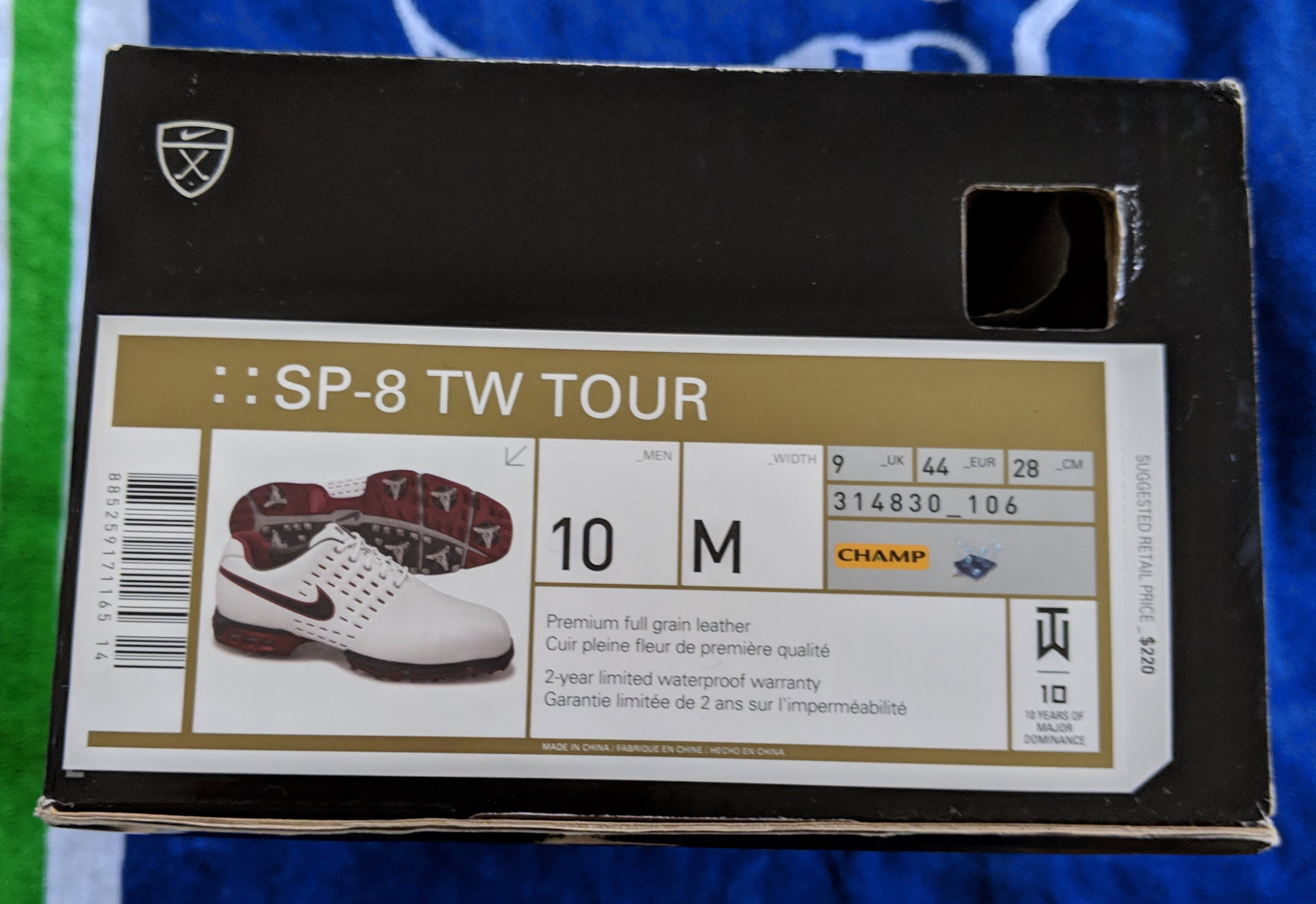 Nike TW blades, TW SP-8 shoes, Cure and Scotty Cameron Putters, Nippon ...