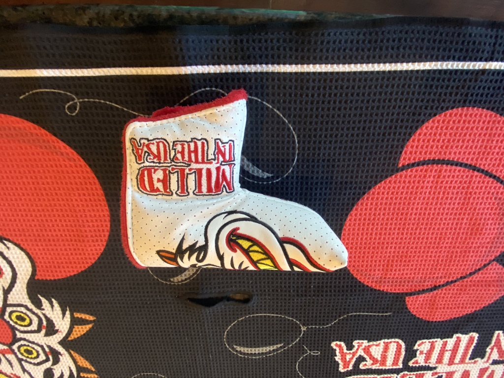 Brand new Bettinardi Queen Bee 6 Slant / Fat Cat Betti cover and towel ...