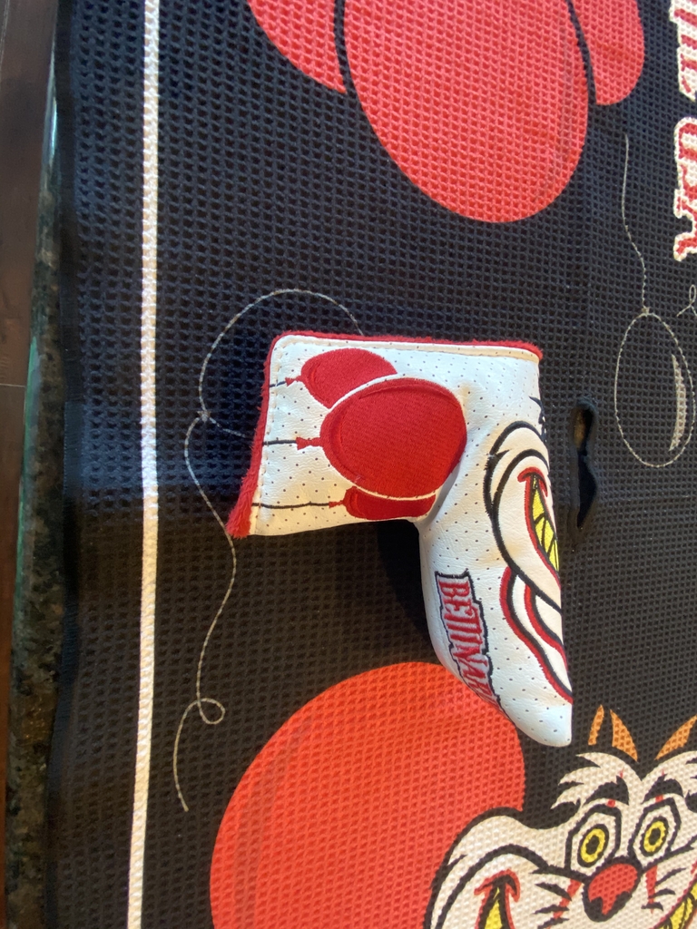 Brand new Bettinardi Queen Bee 6 Slant / Fat Cat Betti cover and towel ...