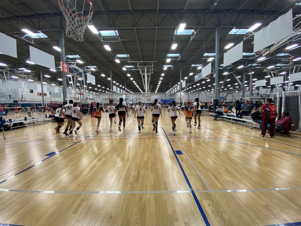 GoodRun • Rent Indoor Basketball Courts in Los Angeles, CA - Book Now!