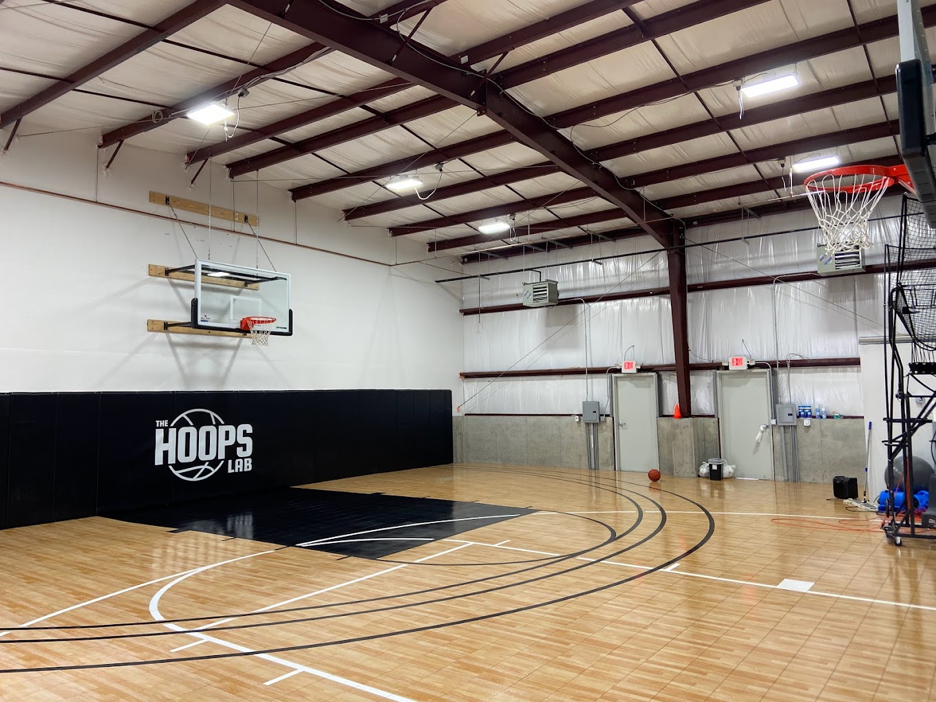 GoodRun • Rent Indoor Basketball Courts in Boston, MA - Book Now!