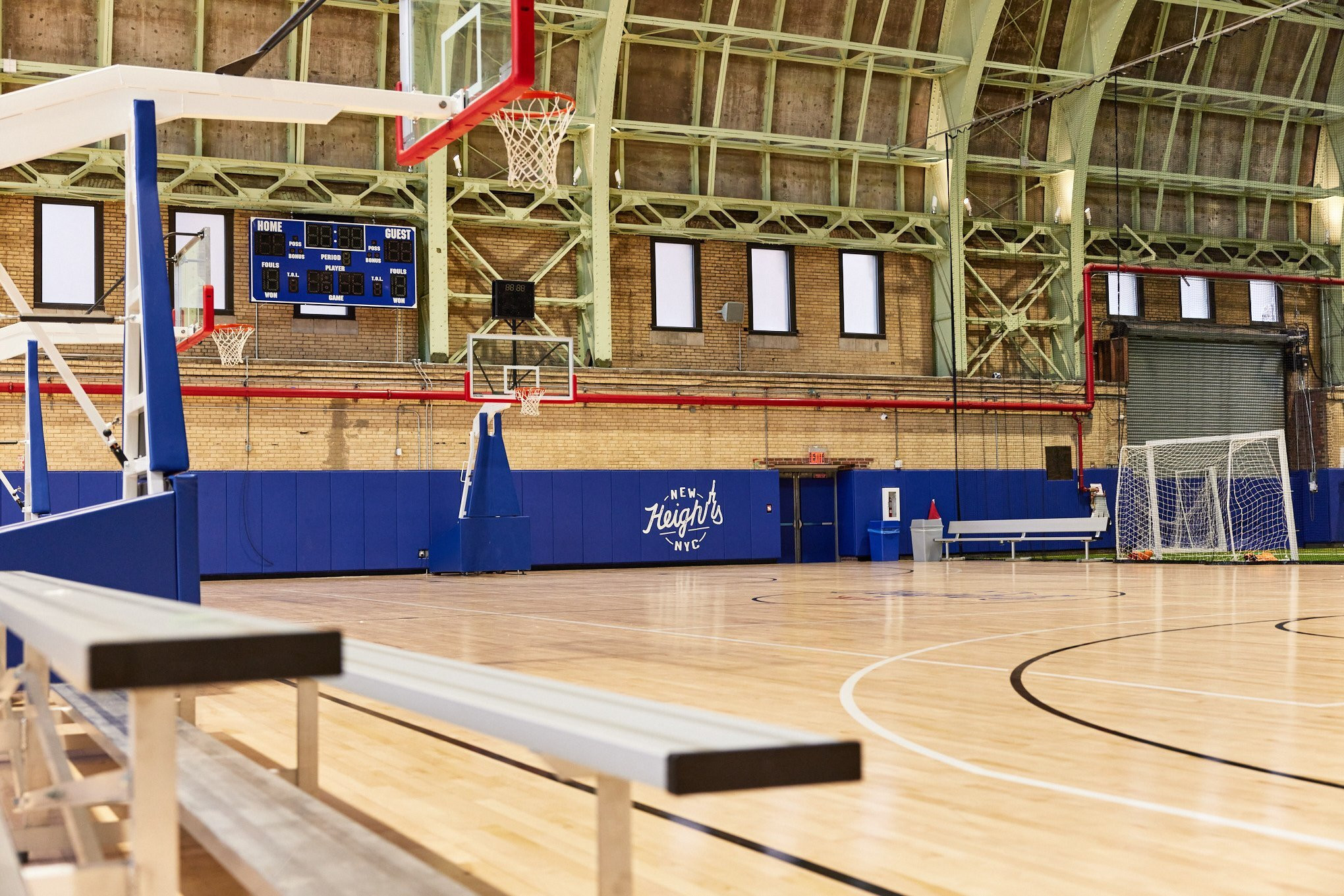 GoodRun • Rent indoor courts & discover pickup games