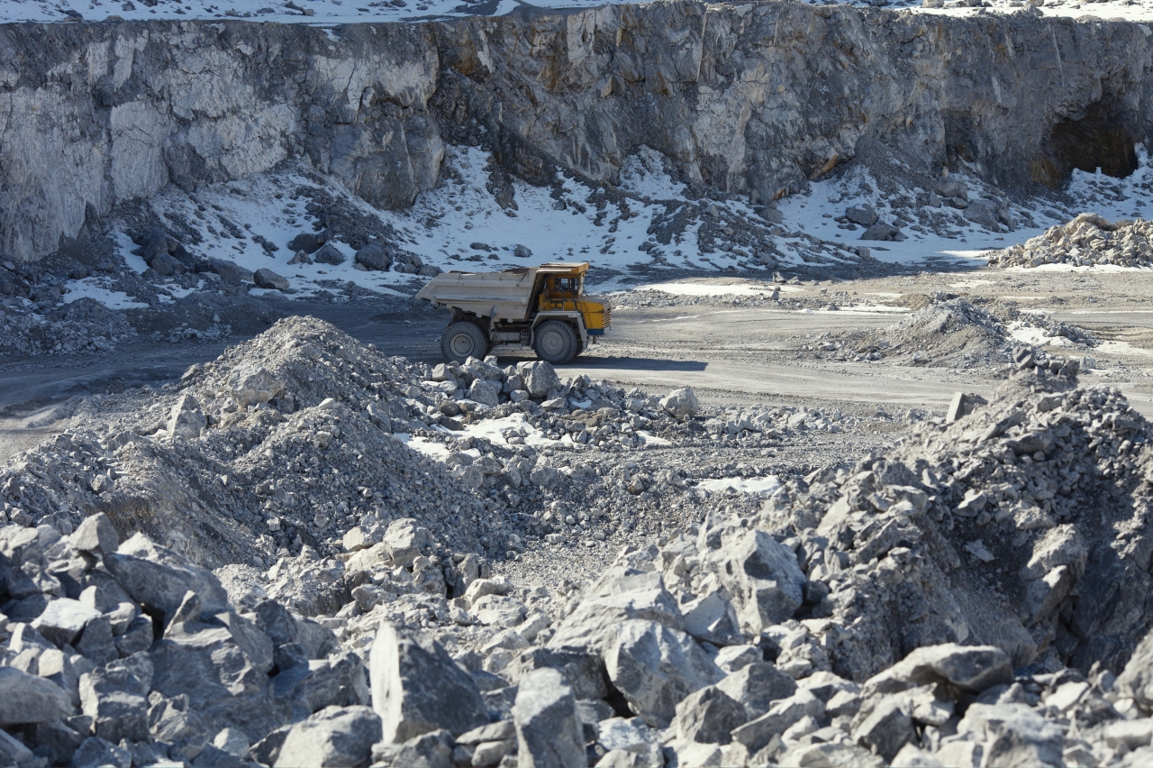 Bell Equipment adds motor graders to its product range - International ...