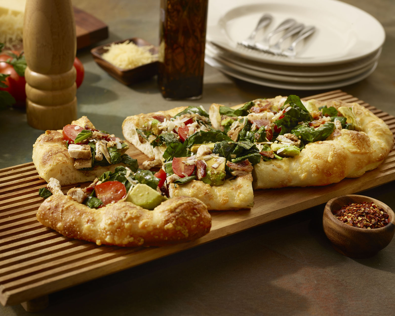 Asiago Grilled Chicken Flatbread Recipe | Grande Cheese