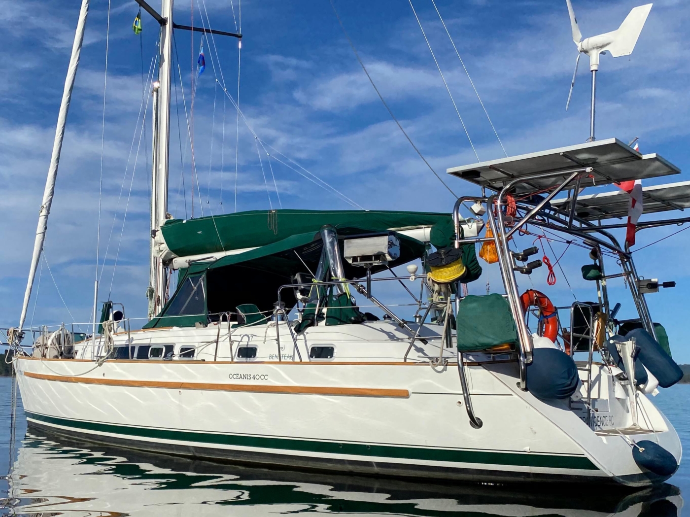 41 feet Beneteau Oceanis 40 CC 2001 offered by Grand Yachts