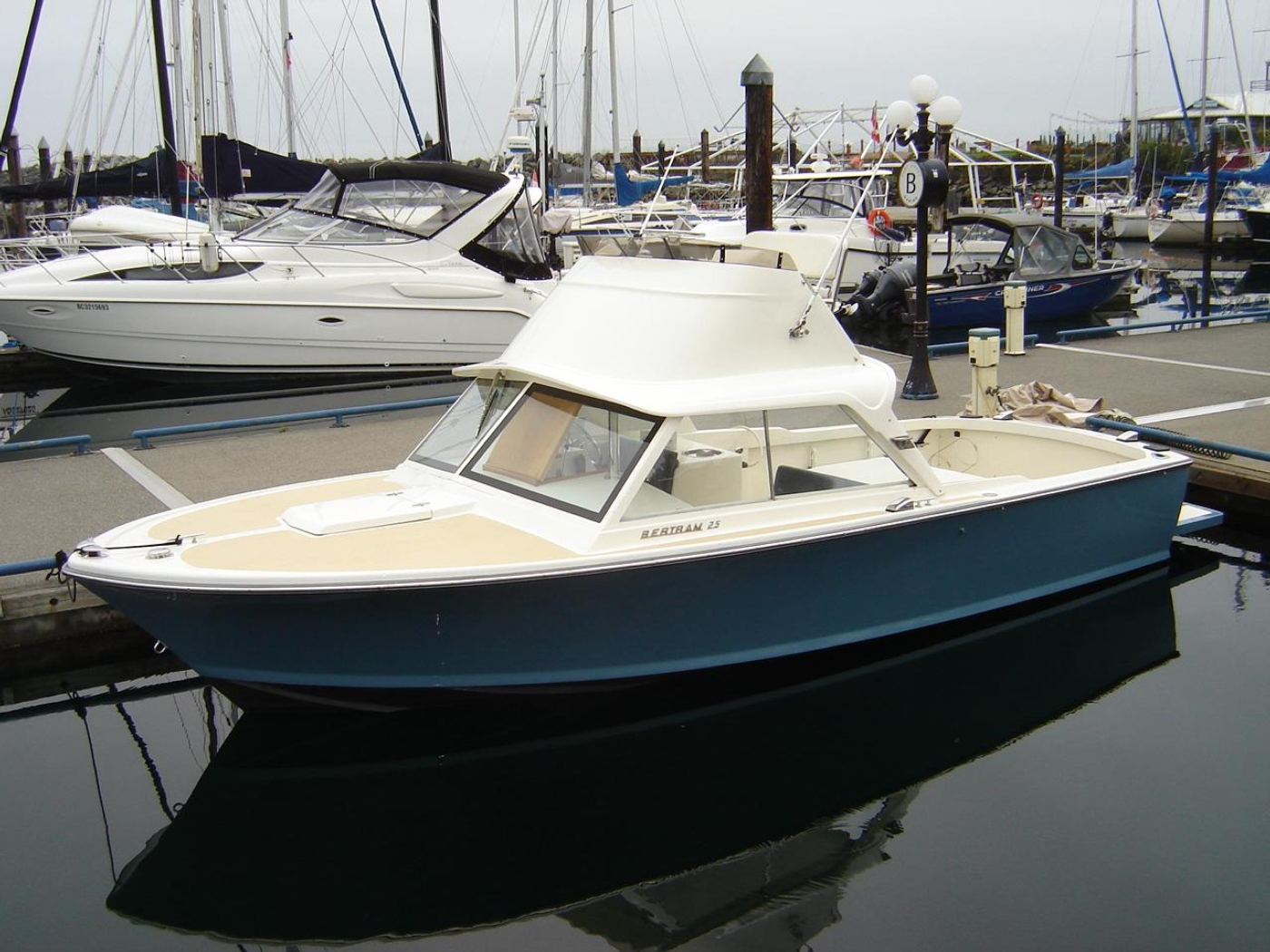 25' Bertram 25 Sport Fish 1970 offered by Grand Yachts