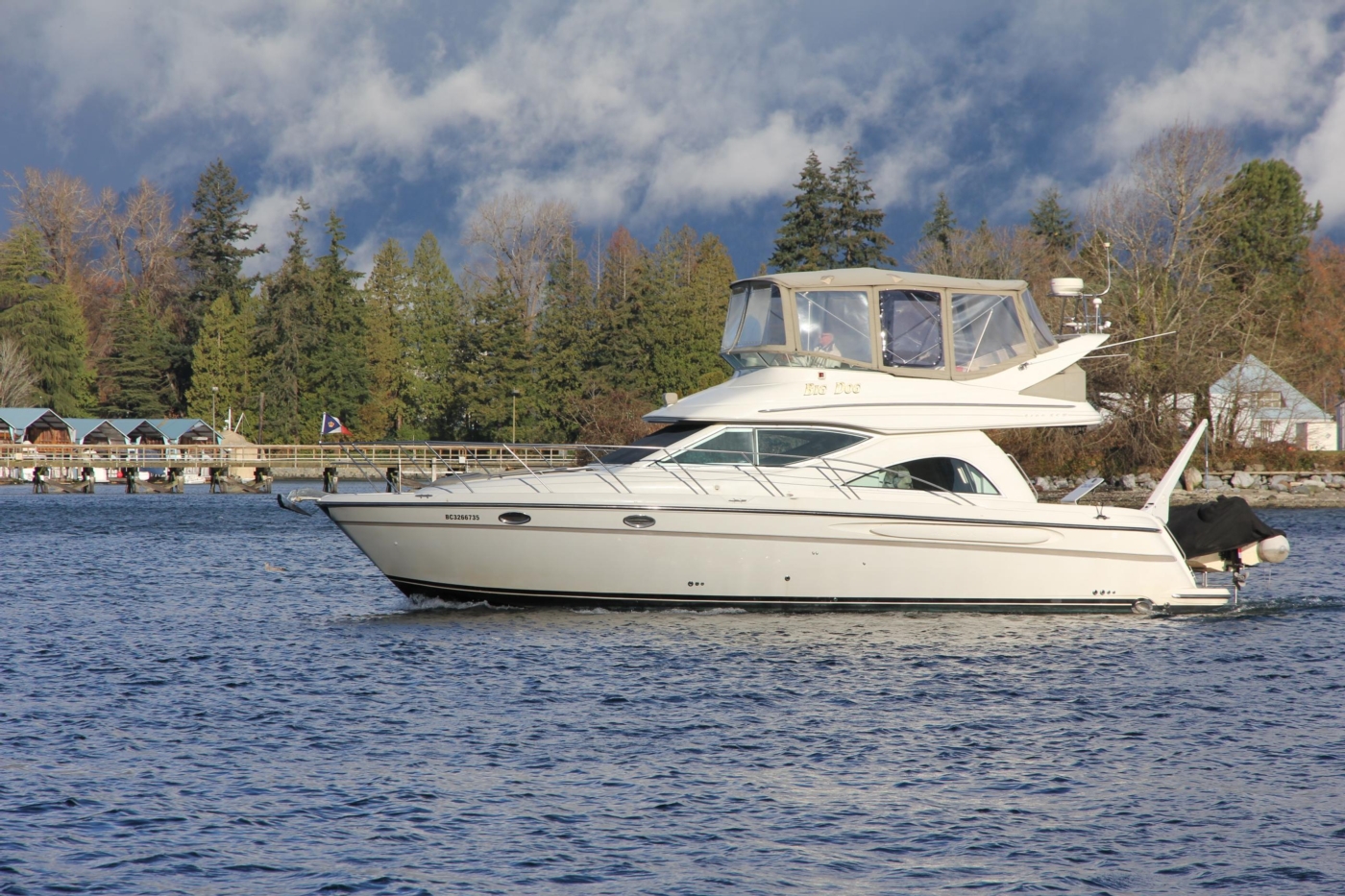 Maxum 4100 SCB 1999 in Vancouver, BC | Offered by Grand Yachts