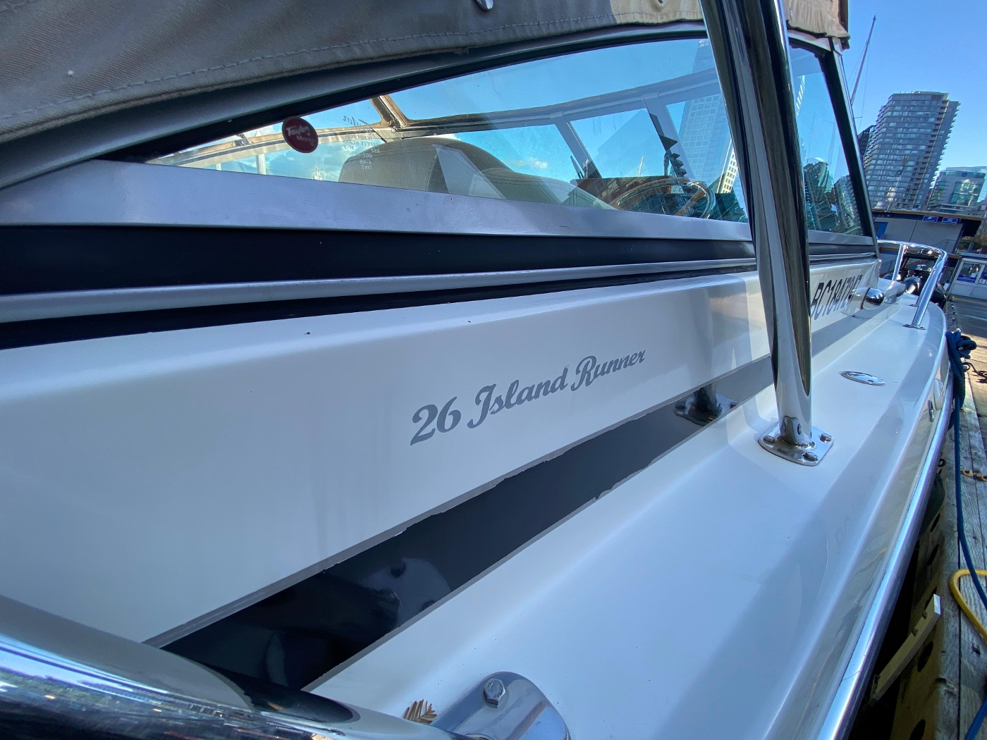 Hourston Glascraft 26 Island Runner 2007 in Vancouver, BC | Offered by ...