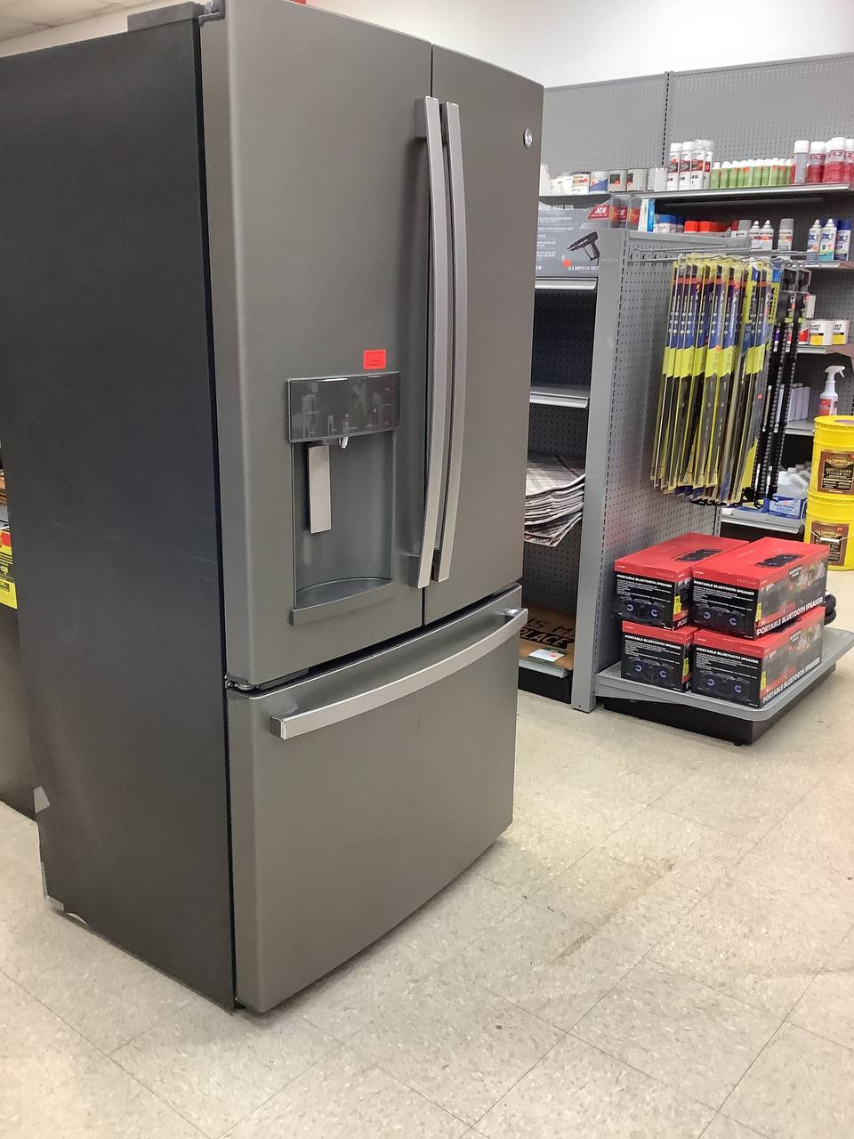 Bargain Outlet saving you lots of money! - King's Discount Store