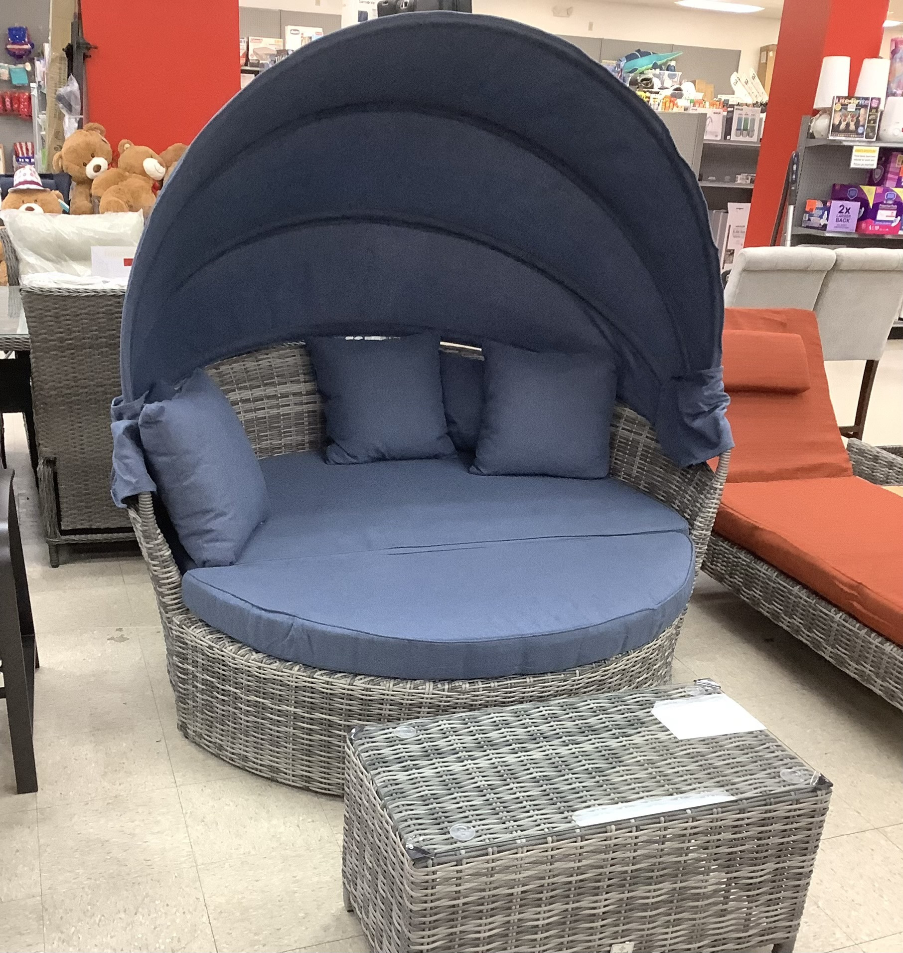 Bargain Outlet saving you lots of money! - King's Discount Store