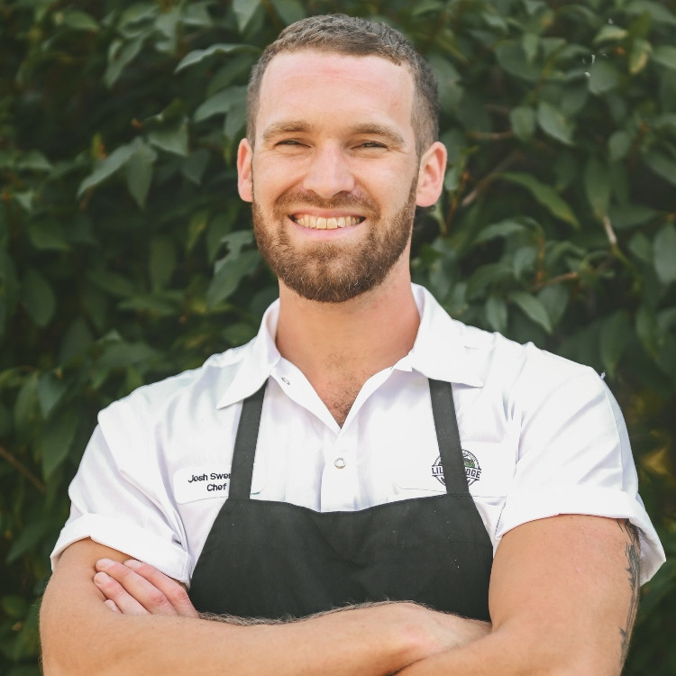 Meet The Team - Lilac Hedge Farm