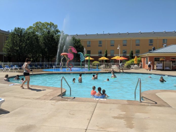 Video Tour of Cedar Point's Express Hotel in Sandusky Ohio | Green ...