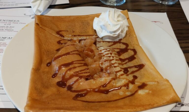 La Creperie de Paris Epcot Dining Review - Disney World Crepe ...