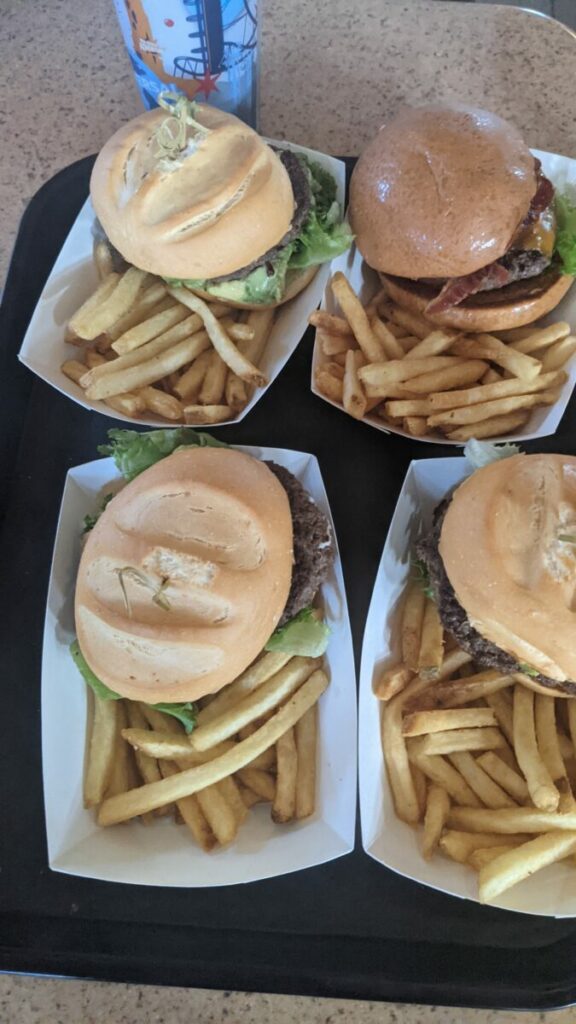 The Burger Digs Islands of Adventure Review | Green Vacation Deals