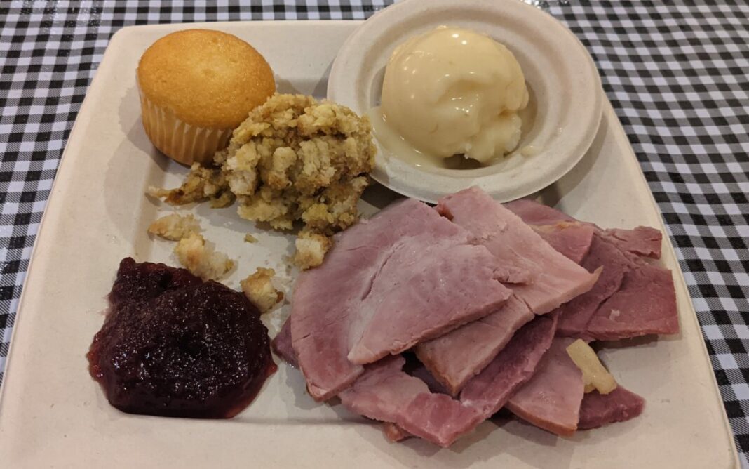 Kings Dominion Christmas 2021 - WinterFest Guide | Green Vacation Deals