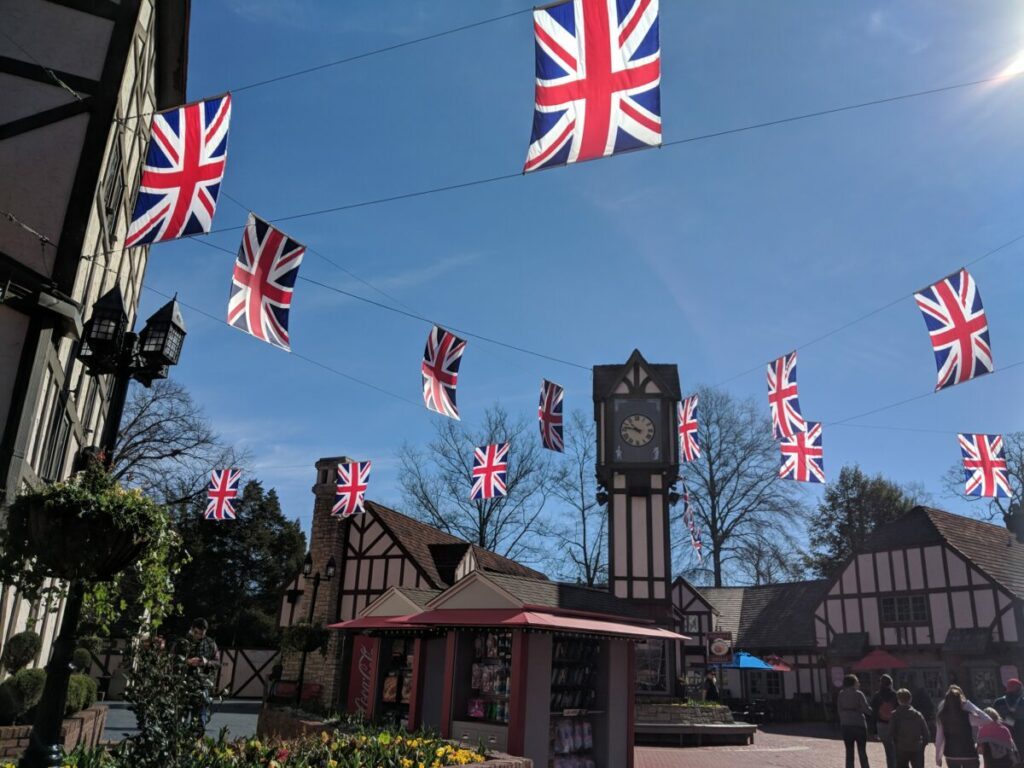 Busch Gardens Williamsburg Guide & Discount Tickets Information | Green ...