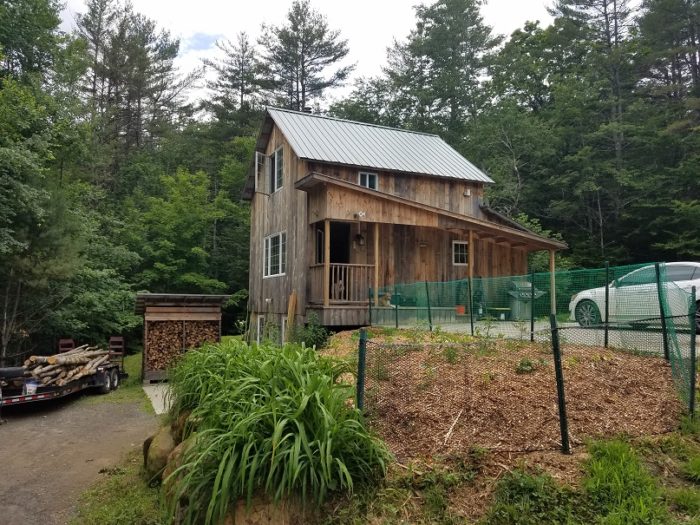 How to keep pine siding from greying - GreenBuildingAdvisor