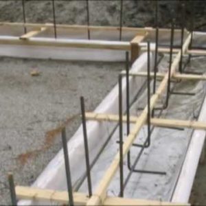 Using vertical rebar to suspend footing rebar for CMU stem wall ...