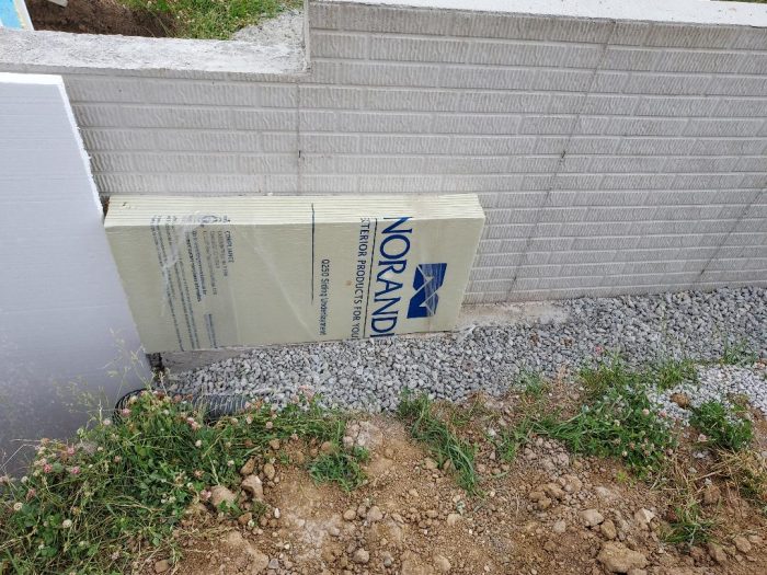 Using Fanfold Insulation Bundles - GreenBuildingAdvisor