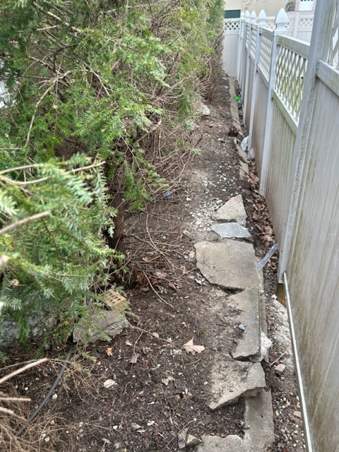 Is it possible to build a floating fence? - GreenBuildingAdvisor