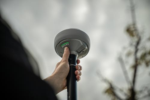 EMLID REACH RS4 PRO ALL-BAND RTK GNSS RECEIVER