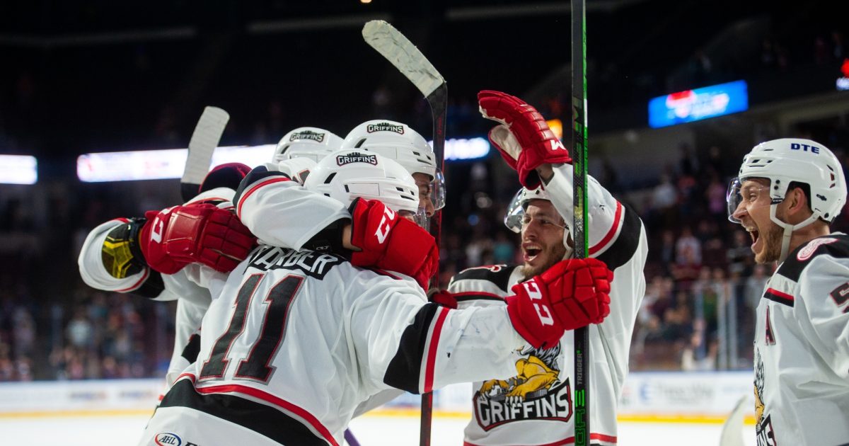 Grand Rapids Griffins | Fly Off Into The Sunset