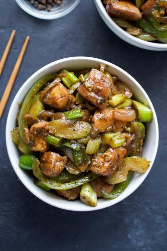 Sizzling Honey-Garlic Black Pepper Chicken